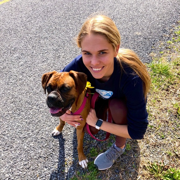 Madie's Closet (@madieemorrow) | Poshmark